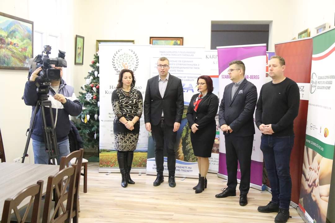 Seszták Miklós: Idén karácsonykor is több milliós adományok érnek célba ...
